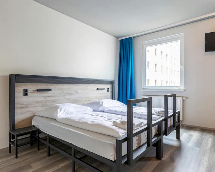 Private Room + En-suite At A&o Berlin Hauptbahnhof - Berlin