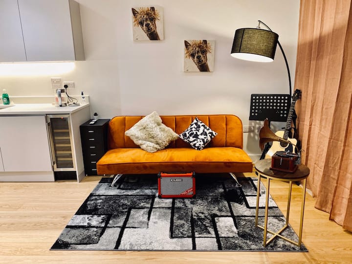 Modern Cozy 1bed Flat Balcony Near Kilburn Station - Waterloo Station - London