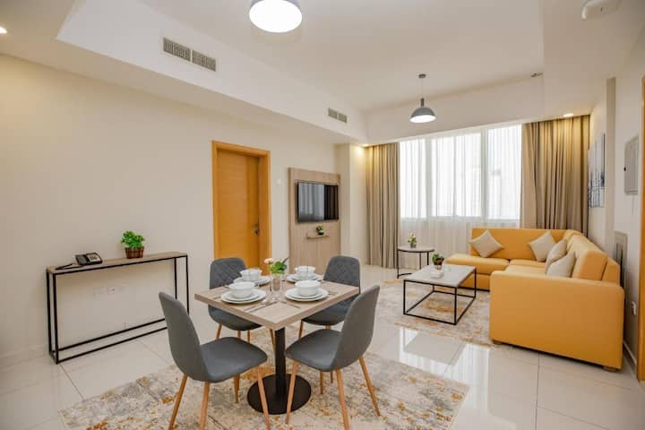 Luxury 1bhk W/kitchen,pool,parking | Century Mall - Fujairah