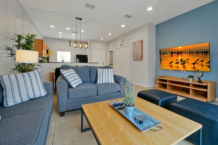 2bdr Resort Stay | Private Hot Tub | Near Disney - Four Corners, FL