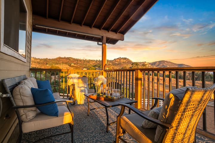 Scenic Deck W/ Views Near Temecula Wineries - Fallbrook, CA