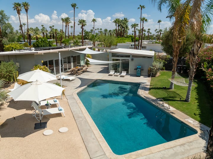 The 1959 - Mid-century Pool & Spa Retreat - Palm Springs, CA