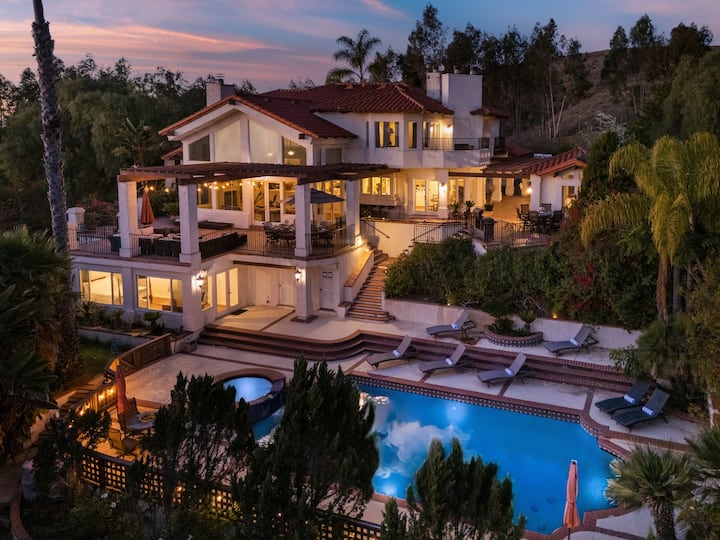 Private Estate W/ Pool, Hot Tub | Sleeps 19 - Encinitas, CA