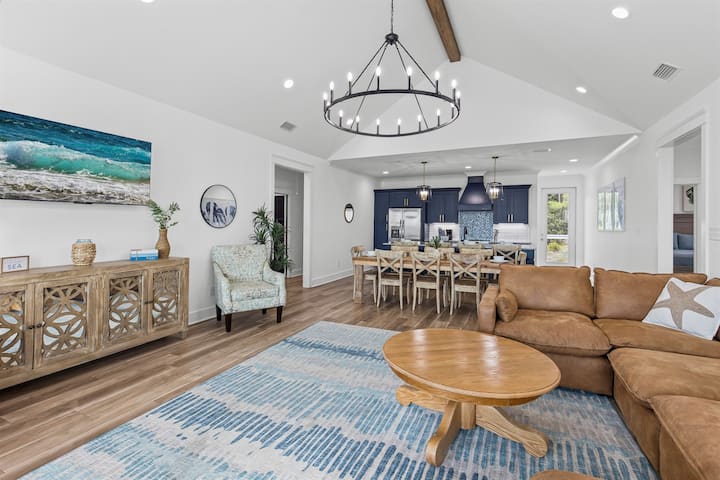 New ~ Sandy Clam V ~ Sleeps 11 - Dauphin Island, AL