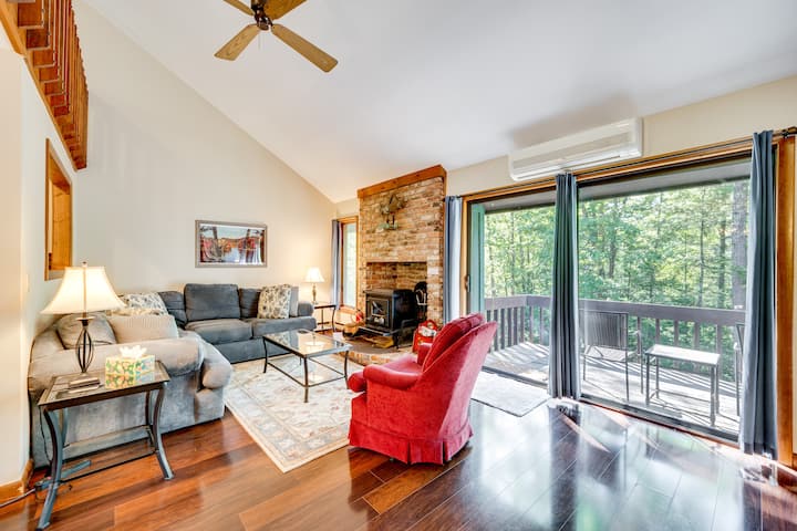 Near Skiing & Hiking! North Conway Gem W/ Balcony - North Conway, NH