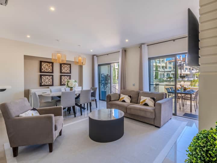 Pine Hills Diadema By Interhome - Quarteira