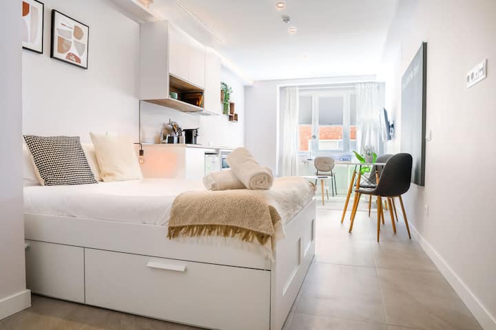 Pretty Studio For 3 In Tetuán - Alcobendas