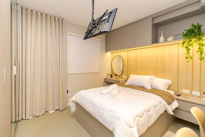 Estúdio Moderno E Completo No Coração De Curitiba - Curitiba