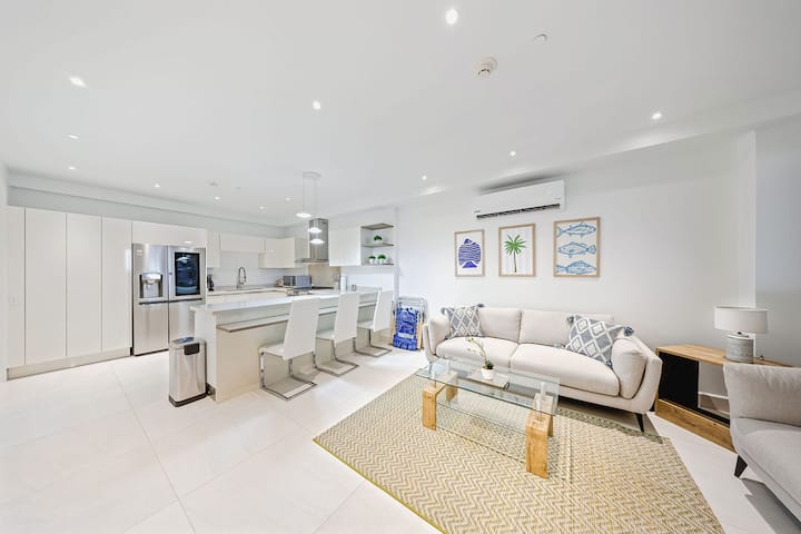 Modern 1br Oceanfront Condo In Aruba - Aruba