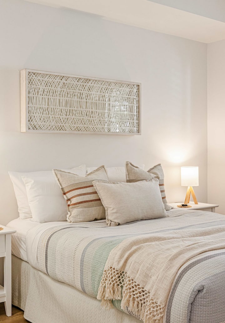 Steps To Noosa River, A Little Hidden Gem - Tewantin