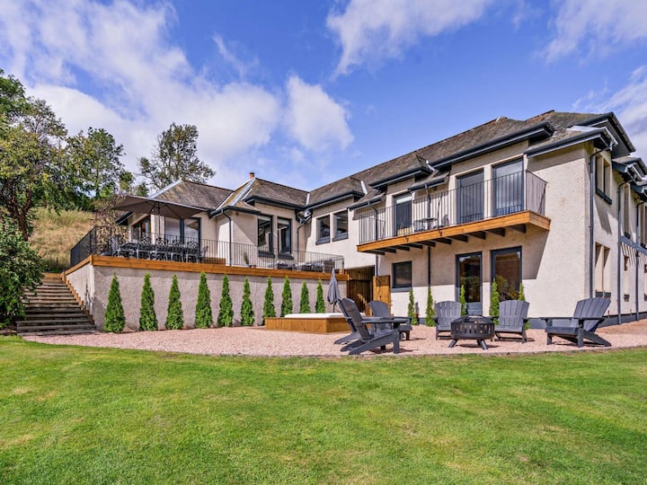 6 Bed In Perth (Oc-96289) - Dunkeld