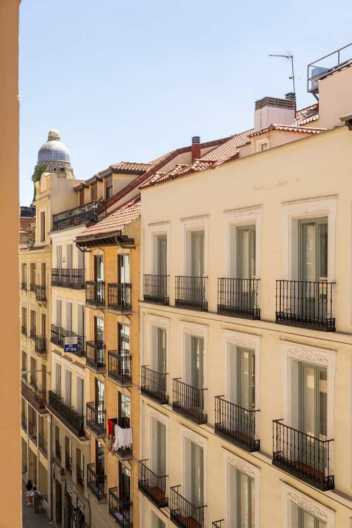 Double Superior Room I Colectia Stays Gran Vía - Madrid