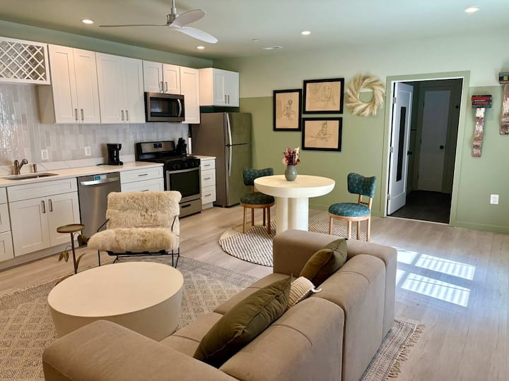 1 Br Basement Apt In Unit W/d Near Shops, Park - Hyattsville, MD