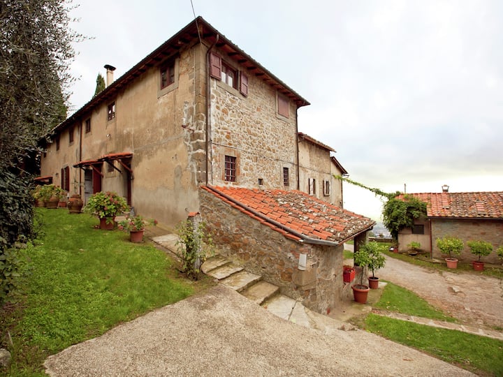 Retraite à Flanc De Colline Avec Vue - Tuscany