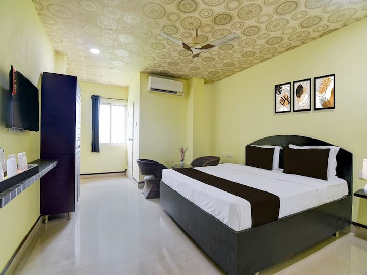 Collection O Rama Lakshmana Junction - Srikakulam