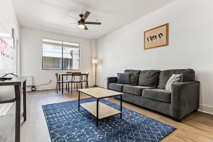 Cozysuites Glendale - Westgate With Pool! 02 - Glendale, AZ