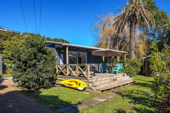 Beach Bliss – Steps To Onetangi - Waiheke Island