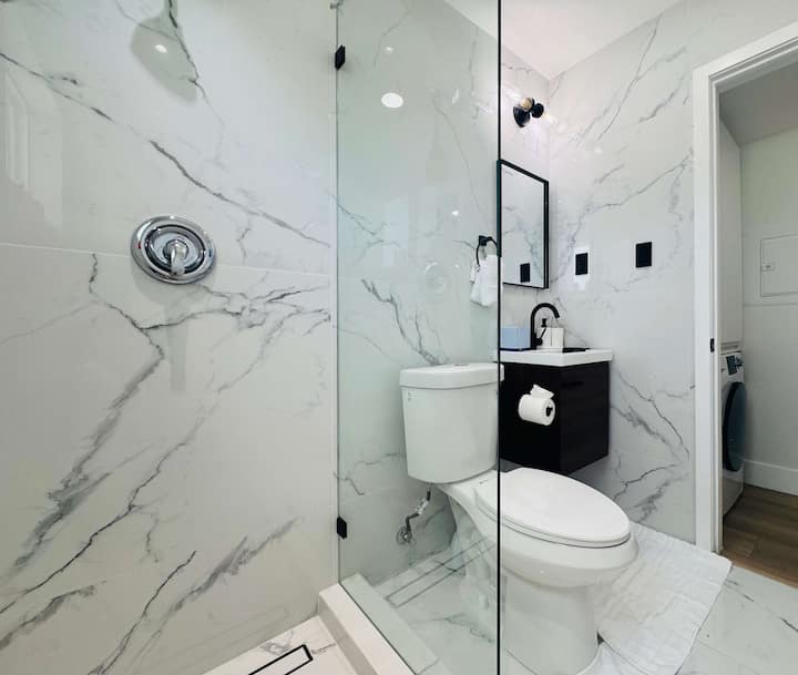 1 Bedroom Apartment Near Downtown Las Vegas - Las Vegas, NV