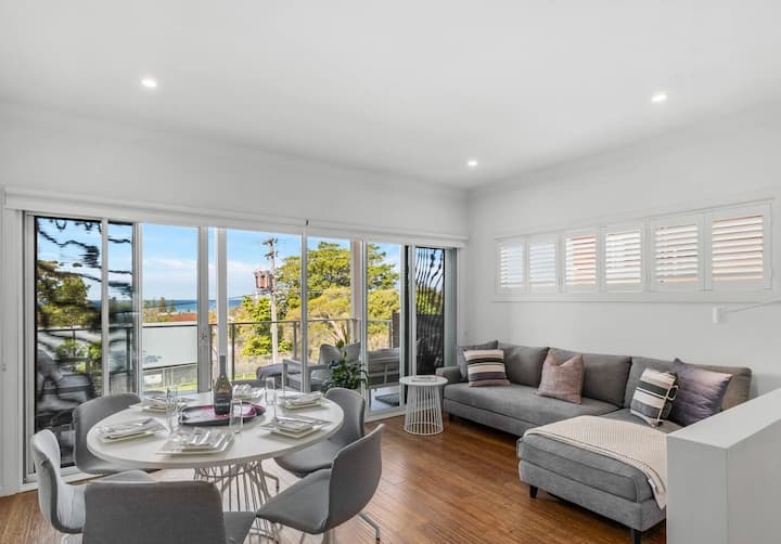 Surf Haven Escape: Modern & Central In Thirroul - Austinmer