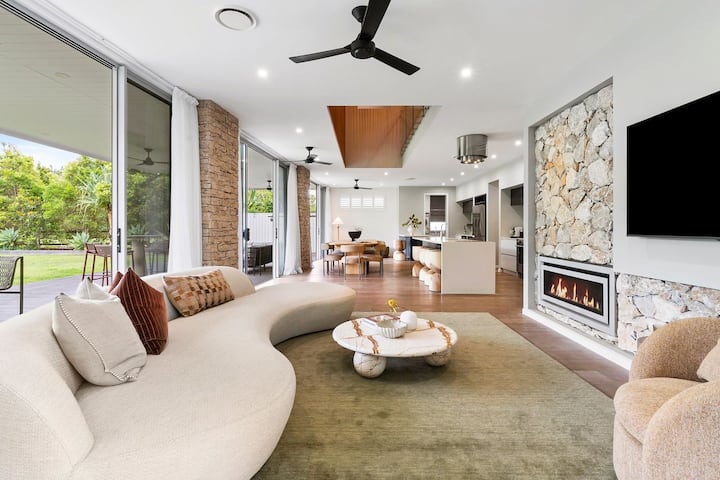 Beachfront Wellness Retreat - Gold Coast