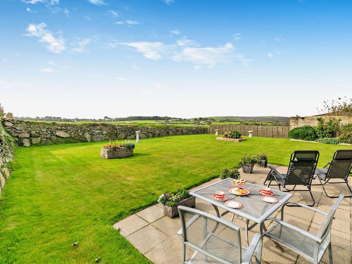 1 Bed In Helston (Oc-boder) - Helston