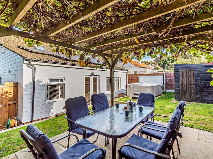 2 Bed In Cromer (Oc-29556) - Cromer