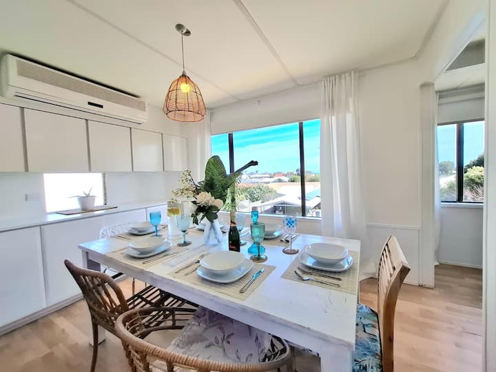 Coastal Retreat In Silver Sands - Pinjarra