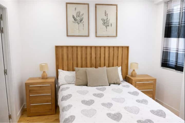 1-bed Apartment In The Heart Of Gibraltar - Gibraltar