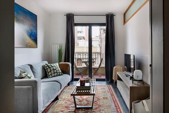 Home / Llar / Haus - Two Bedroom Apartment With Ba - Barcelone