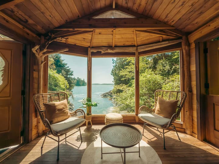 Maison Tofino - Private Oceanfront - Tofino