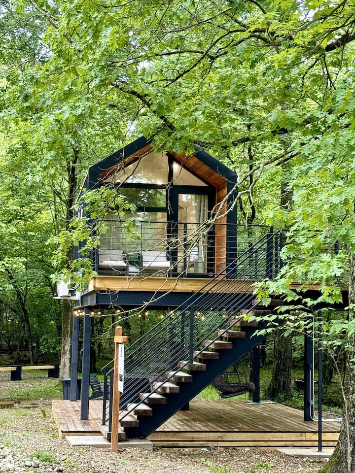 Hawks View 1bd|1bth|treehouse|hot Tub|outdoor - Oklahoma