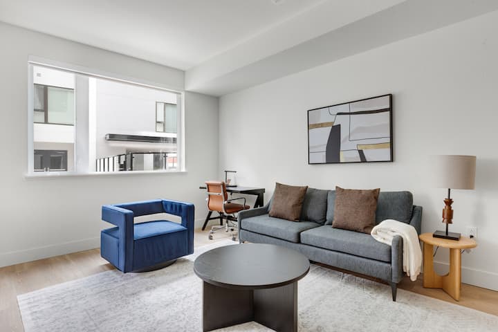 Blueground | Ingold - Milldale, Pool, Nr Park - San Mateo, CA