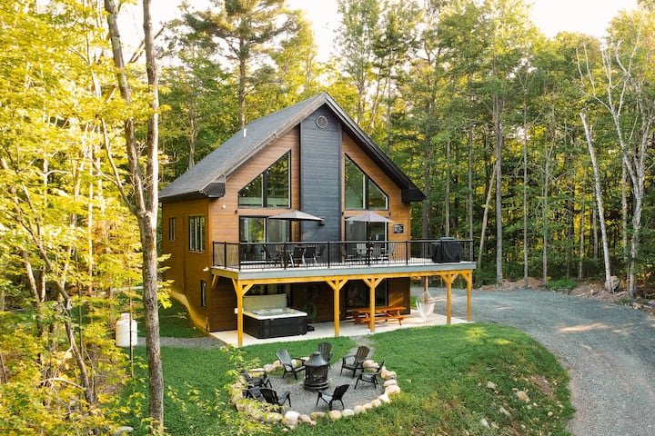 Spa Et Billard | Chalet Le Silverson - Hawkesbury