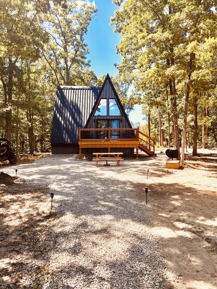 The Tiegen Rae: Cozy Mountain Cabin W/ Huge Views - Elephant Rocks State Park, Belleview