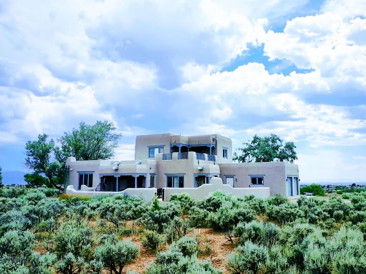 Beautifully Appointed 2 Story Adobe Home With 360 - Taos, NM