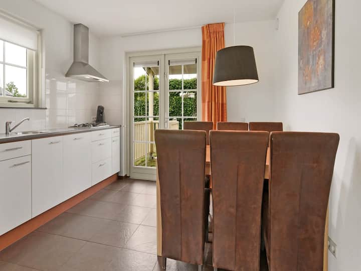 Bungalow En Hollande Du Sud Au Bord De L'eau - Spijkenisse