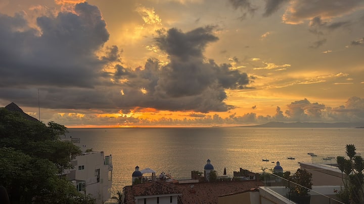 Gorgeous Penthouse Steps To Los Muertos Beach! - Puerto Vallarta