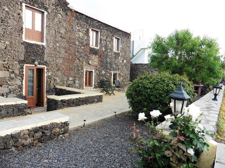 Casa Rural Los Perales - El Castaño - El Hierro