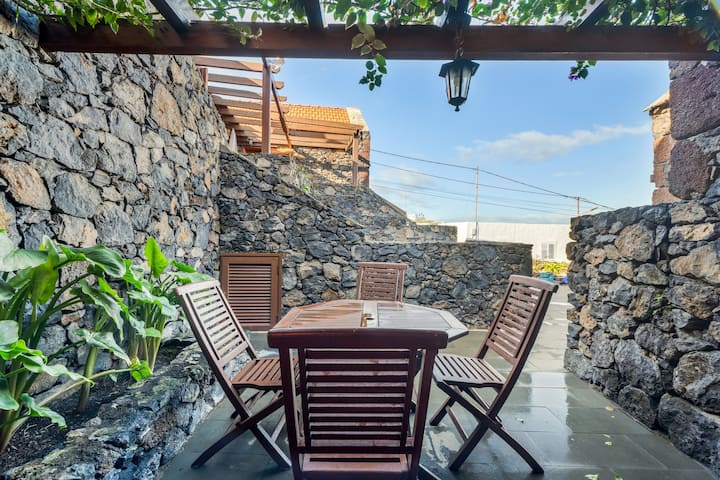 El Almendro - El Hierro