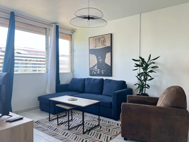 Le Sunset : Vue Mer, Plage Et Confort à Fort-de-fr - Fort-de-France