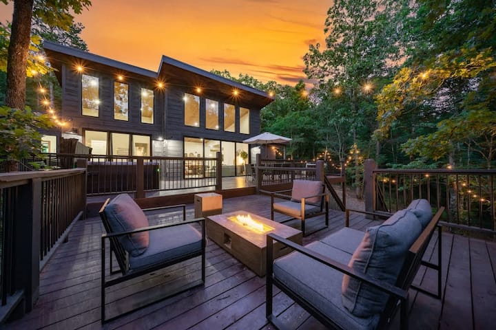 Hgtv Cabin- 2 Private Acres -Patio Oasis,dogs Ok! - United States