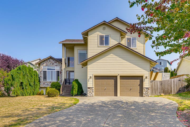 Spacious Yard & Deck: Home 8 Mi To Puget Sound! - Lake Stevens, WA