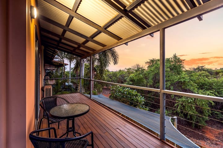 Beach Retreat On Demco - Broome