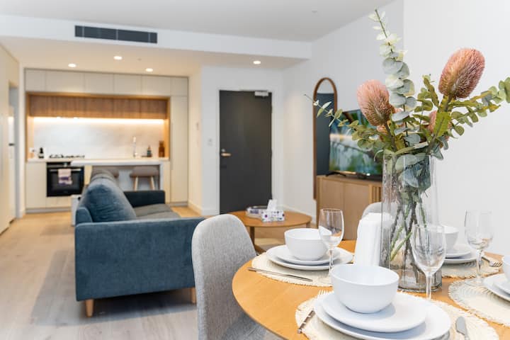 Spacious Family Suite In Cbd • Pool/gym/sauna - Melbourne