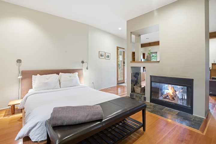 Views Of Spring Cove! • Spring Cove Shelter - Canada