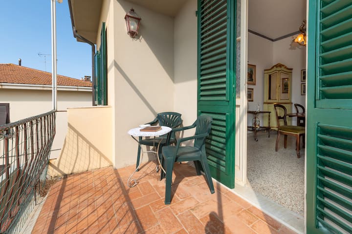 Unique Apartment In Rosignano - Rosignano Marittimo