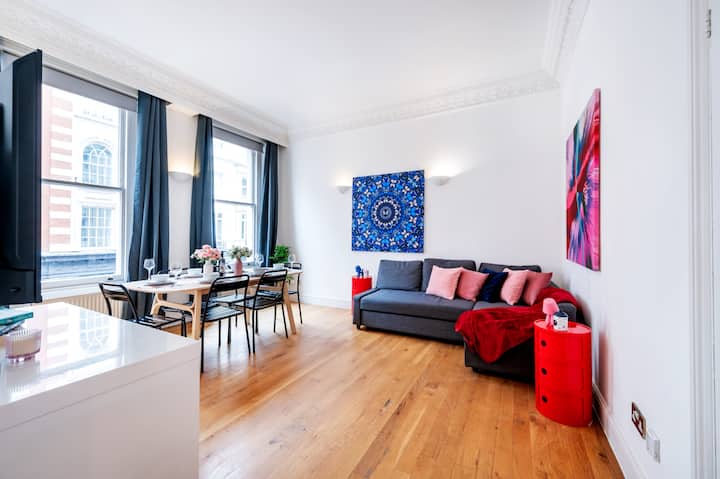 Elegant 3 Bedroom Apartment By Covent Garden - London