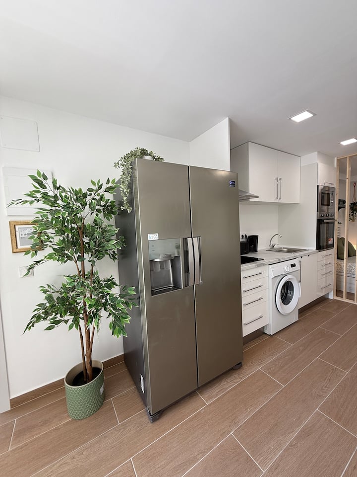 Blanco Y Luminoso - Madrid