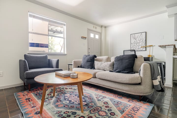 Blueground | Downtown Austin, Pool, Nr Congress - Austin, TX