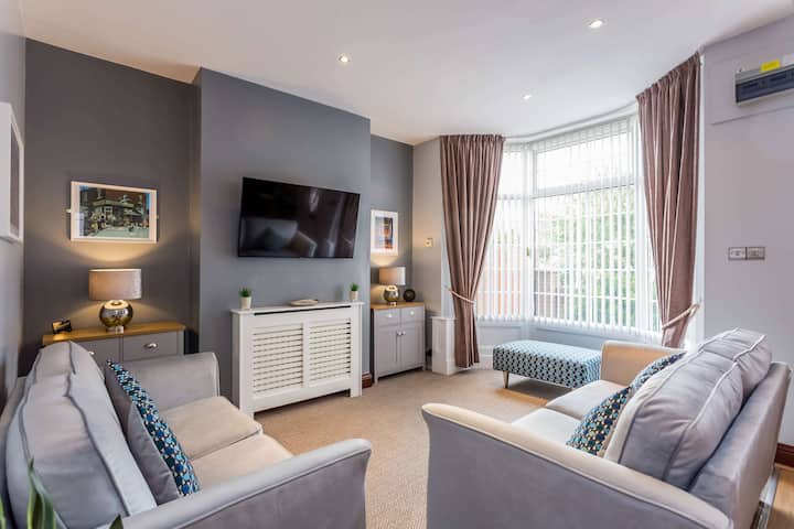 Spacious 3 Bedroom Home In South Shields By Beach - South Shields